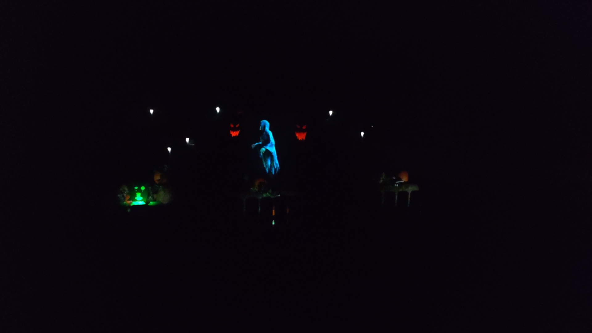 Mini Ghost Lights – The Cozy Haunted House